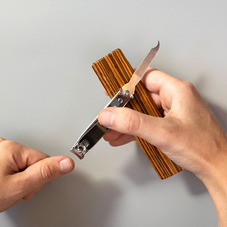 Pivoting Fingernail Clippers on Zebra Wood Base | Hand Mobility Aid for ...