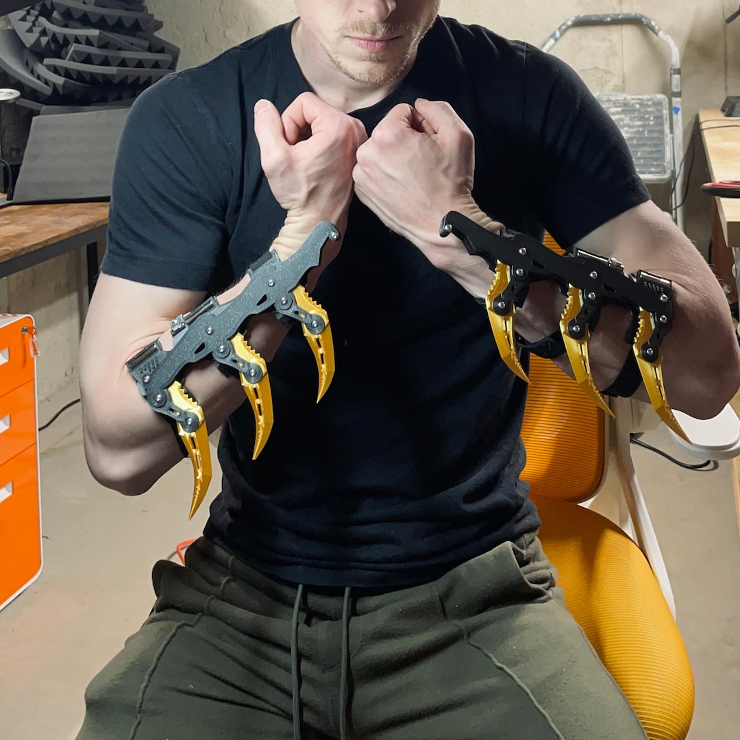 Functional Arm Blade Mechanism for Armored Suit Cosplays - Etsy