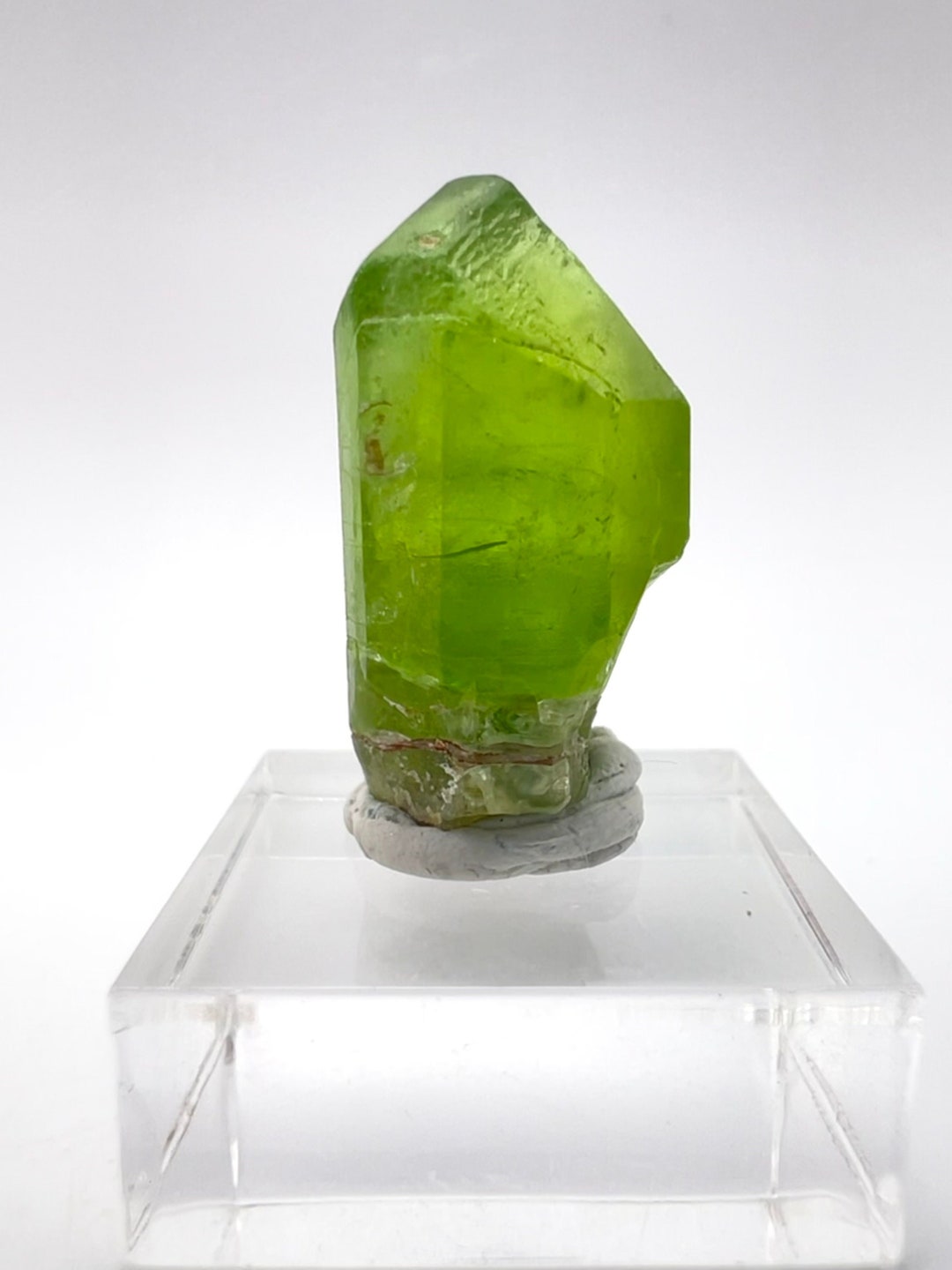Gemmy Peridot Specimen (pakistan) -- 9g (45 Carats) - Etsy