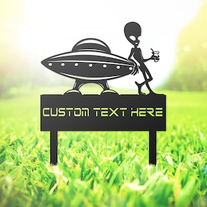 Alien & UFO Spaceship Yard Stake, Custom Metal Alien Garden Yard Art ...