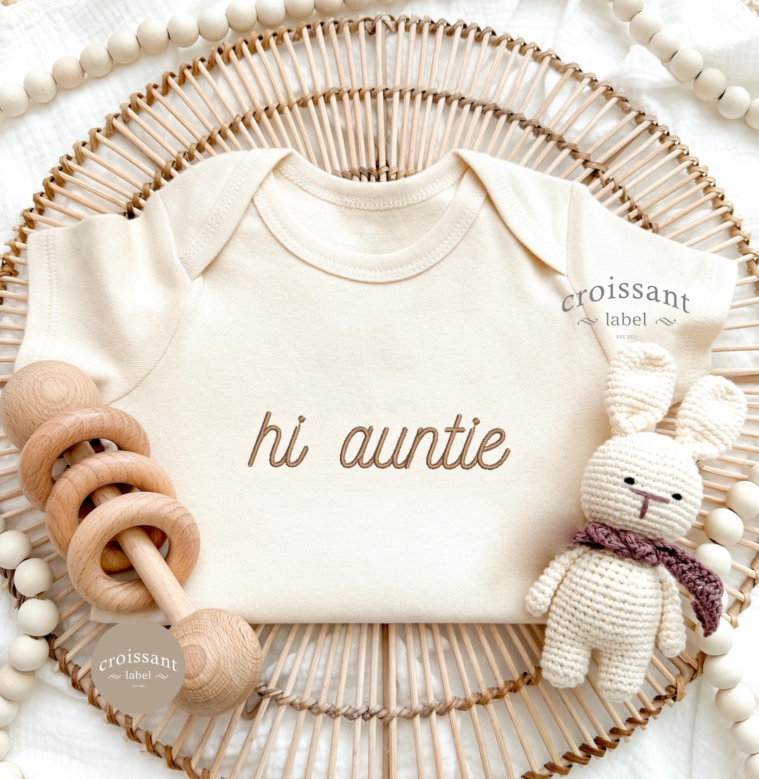 Embroidered Hi Auntie Onesie® Baby Pregnancy Announcement to Family ...