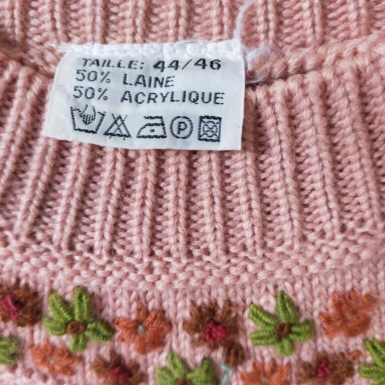 Vintage Embroidered Sweater With Cables and Flowers Size 44/46 38/40 ...