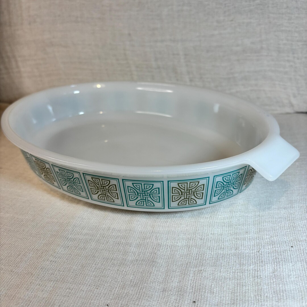 Vintage Phoenix Ware Ovenproof Serving Dish With Retro Pattern, Made in ...