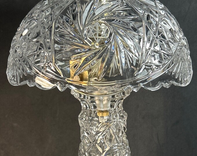 Vintage Lead Cut Crystal Boudoir Lamp 24% Lead Crystal Pinwheel, Star ...
