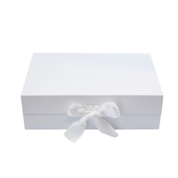 30cm Gift Box - 60+ Gift Ideas for 2025