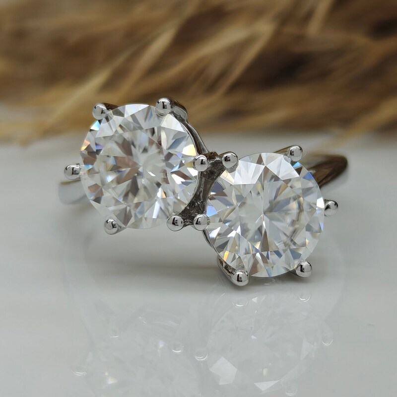 Round Stone Ring - Etsy