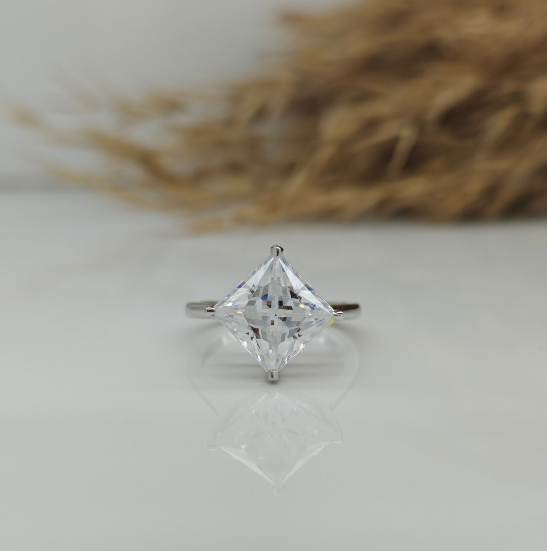 7MM Princess Cut Diamond Engagement Ring, Unique Kite Setting Ring ...