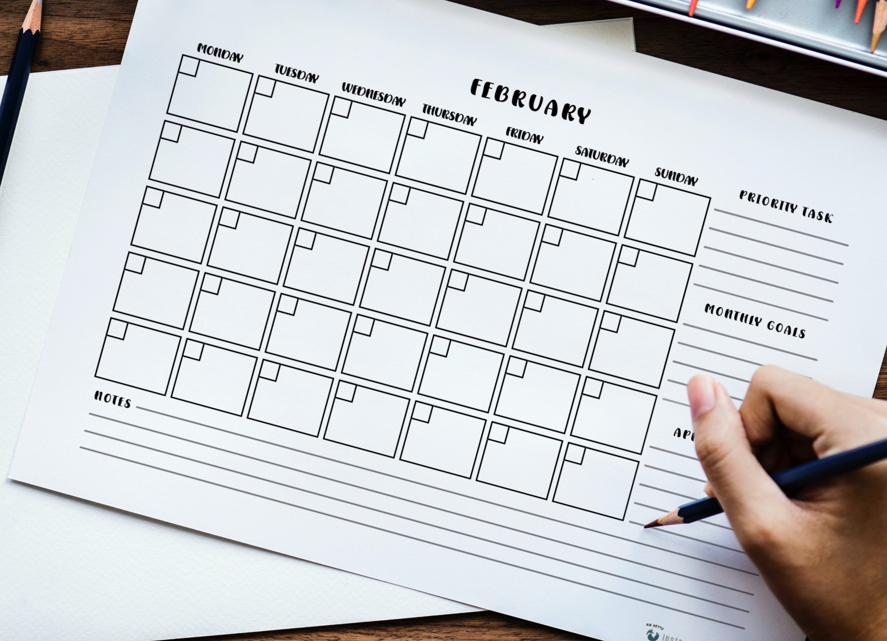 Multi-year Printable Black and White Simple Landscape Monthly Calendar ...