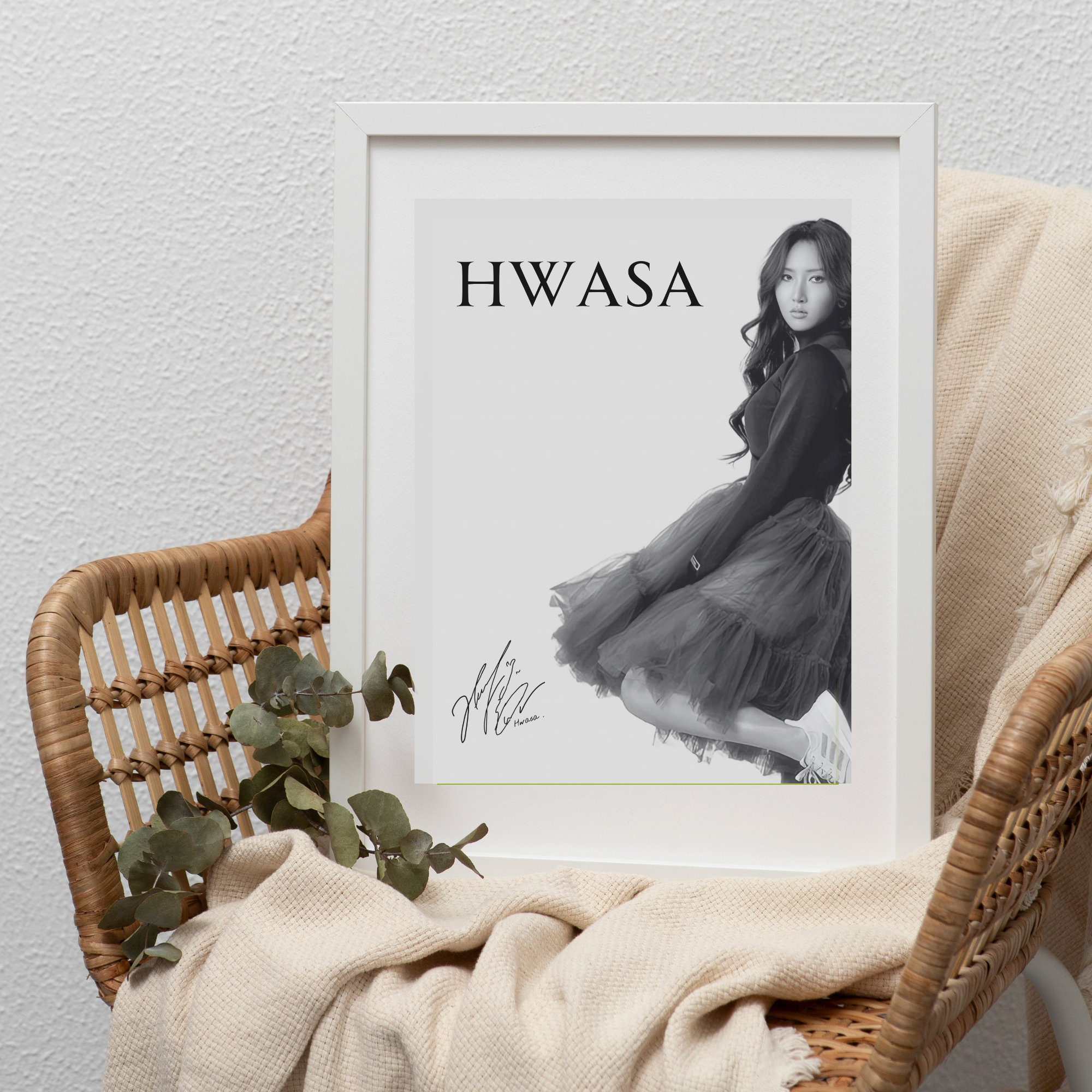 Mamamoo Hwasa Poster With Autograph - Etsy