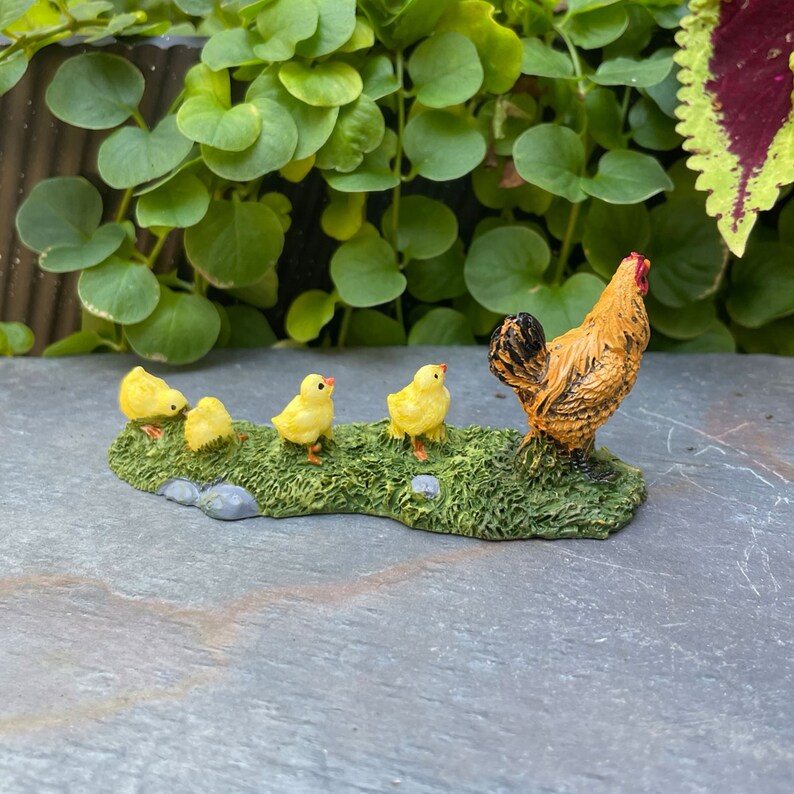 Fairy Garden Hen and Chicks, Miniature Garden Chicks, Dollhouse Hen ...