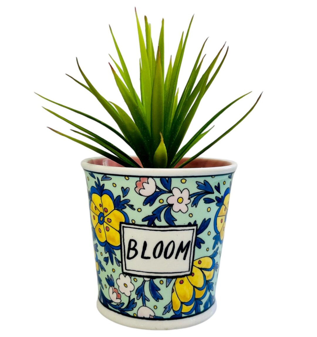 Anthropologie X Molly Hatch bloom Gardening Collection Flower Pot With ...