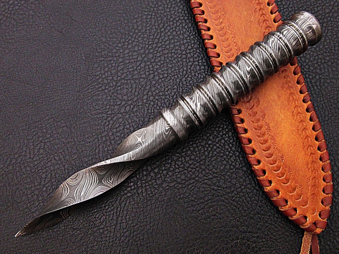 Handmade Cyclone Tri-edge Dagger Twisted Blade Damascus Blade D2 Tool ...