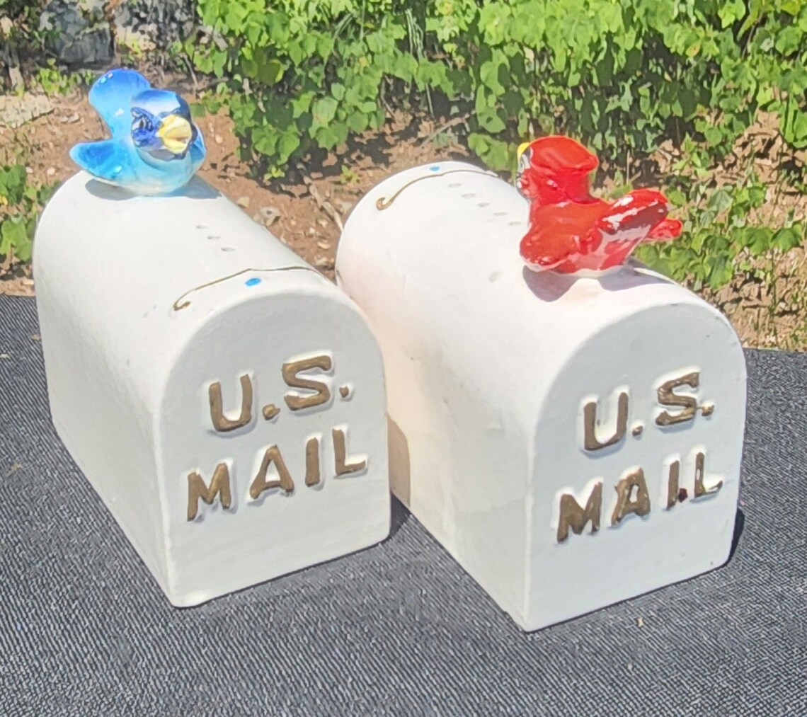 Vintage Made in Japan U.S Mail Salt and Pepper Shakers Mailbox With a ...