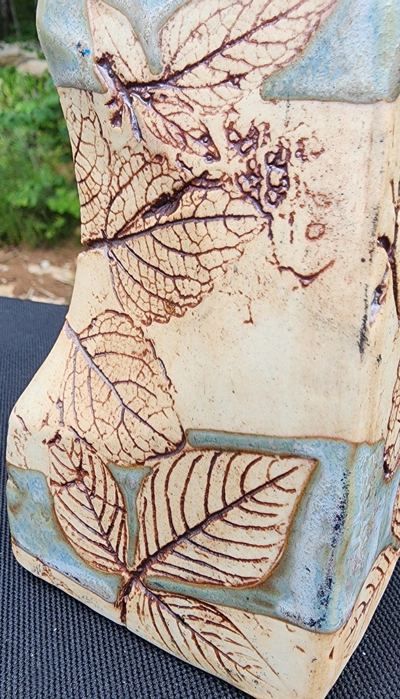 Vintage Tenmoku Leaf Vase Boho Décor Malaysian Decor - Etsy