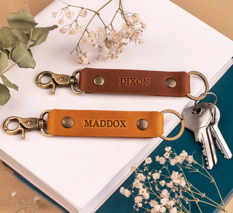 Personalized Leather Keychain Gift for Men, Custom Leather Key Fob ...