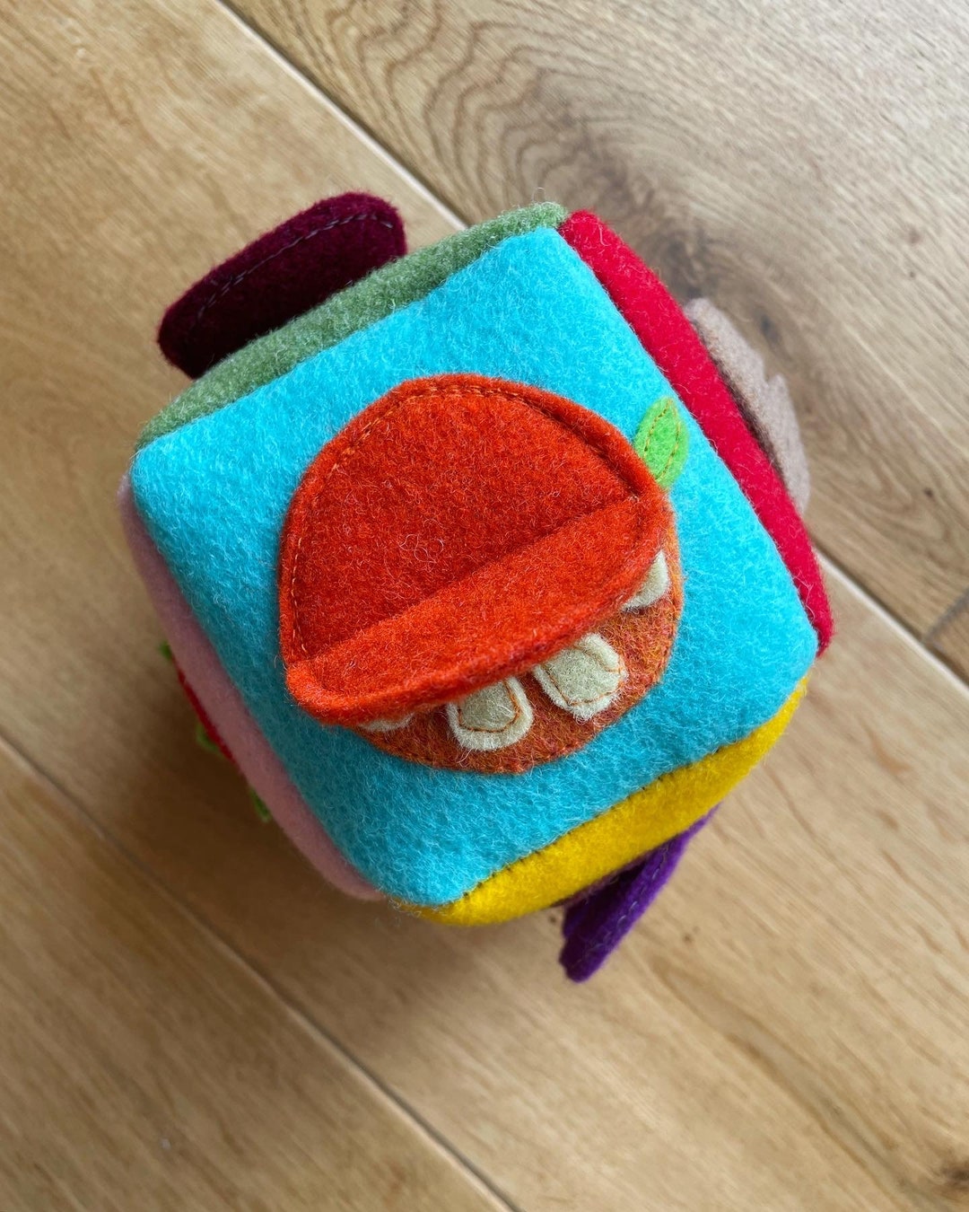 GOTS Felt Sensory Cube - Etsy