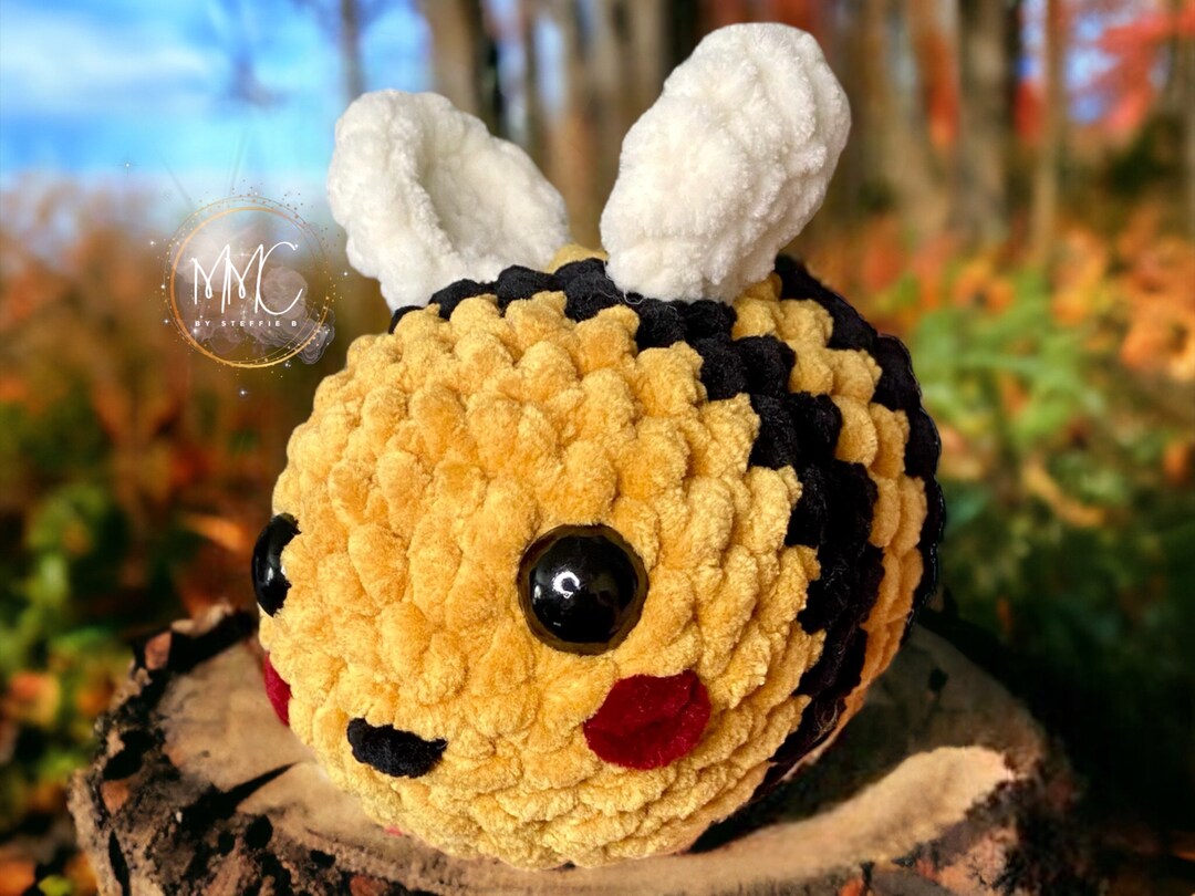 Easy Honey Bee Crochet Pattern | Fall Honey Bee Crochet Pattern ...
