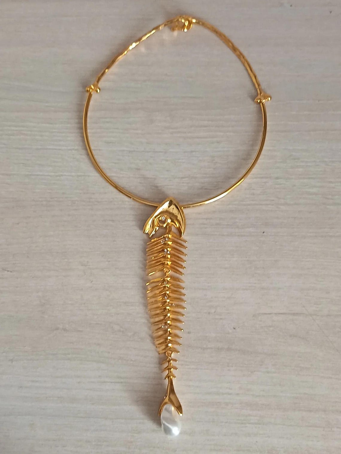 Novelty Design Alloy Big Fish Bone Pendant Choker Necklace for Women ...