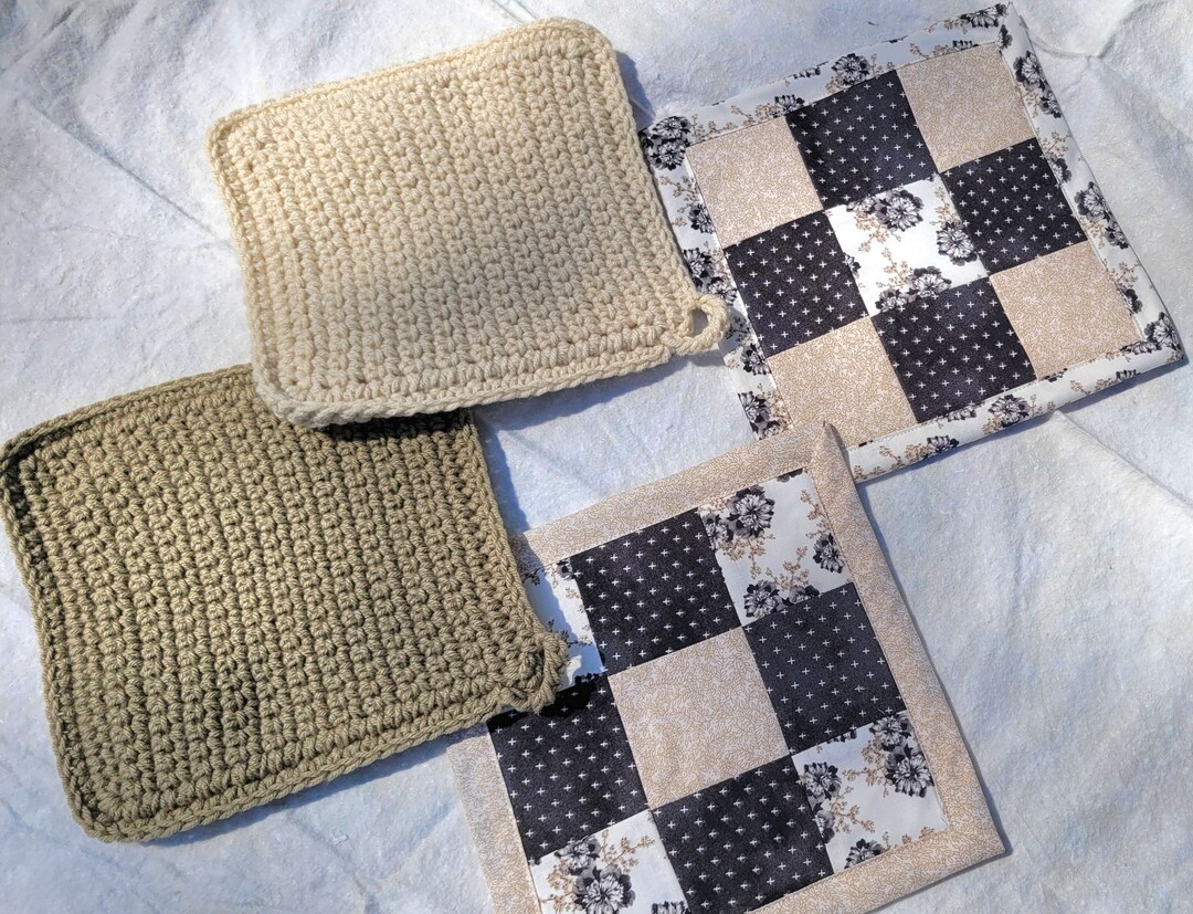 Patchwork Hot Pads, Matching Pot Holders, Handmade - Etsy