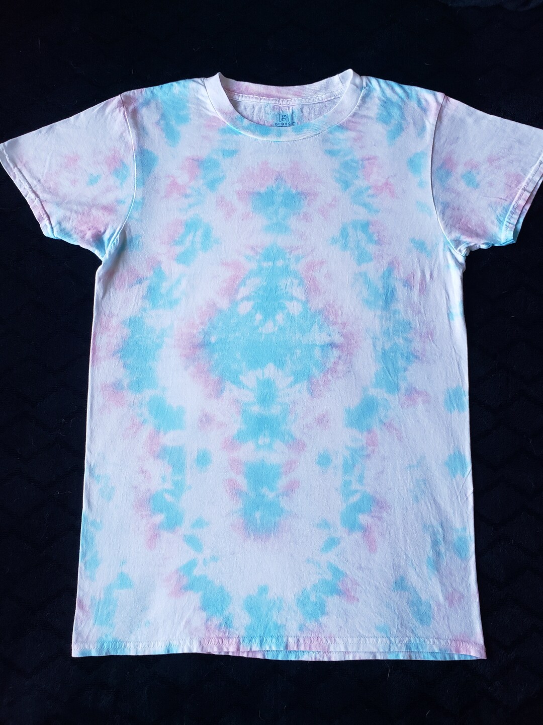 Transformations - Small Tie Dye T-shirt - Etsy