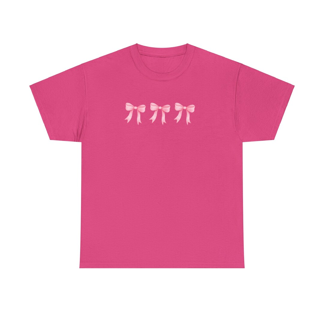 Camiseta de coqueta con nombre personalizado de lazo rosa triple para ...