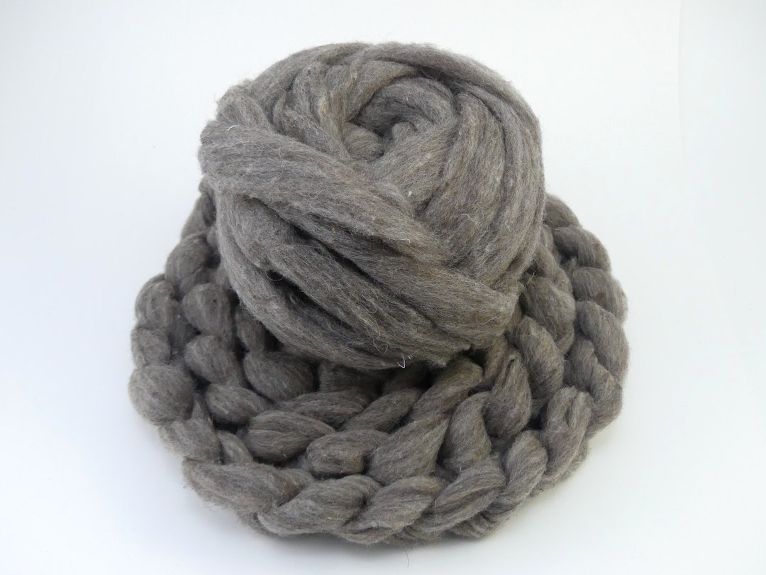 Natural Dark Gray - Unrefined / Undyed New England Wool Sliver Roving ...