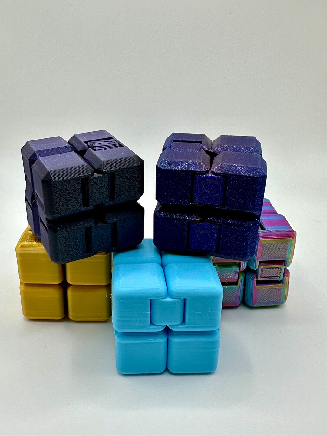 Infinity Cube Fidget 20 Colors Gifts for Boys Gifts for Girls Gifts for ...