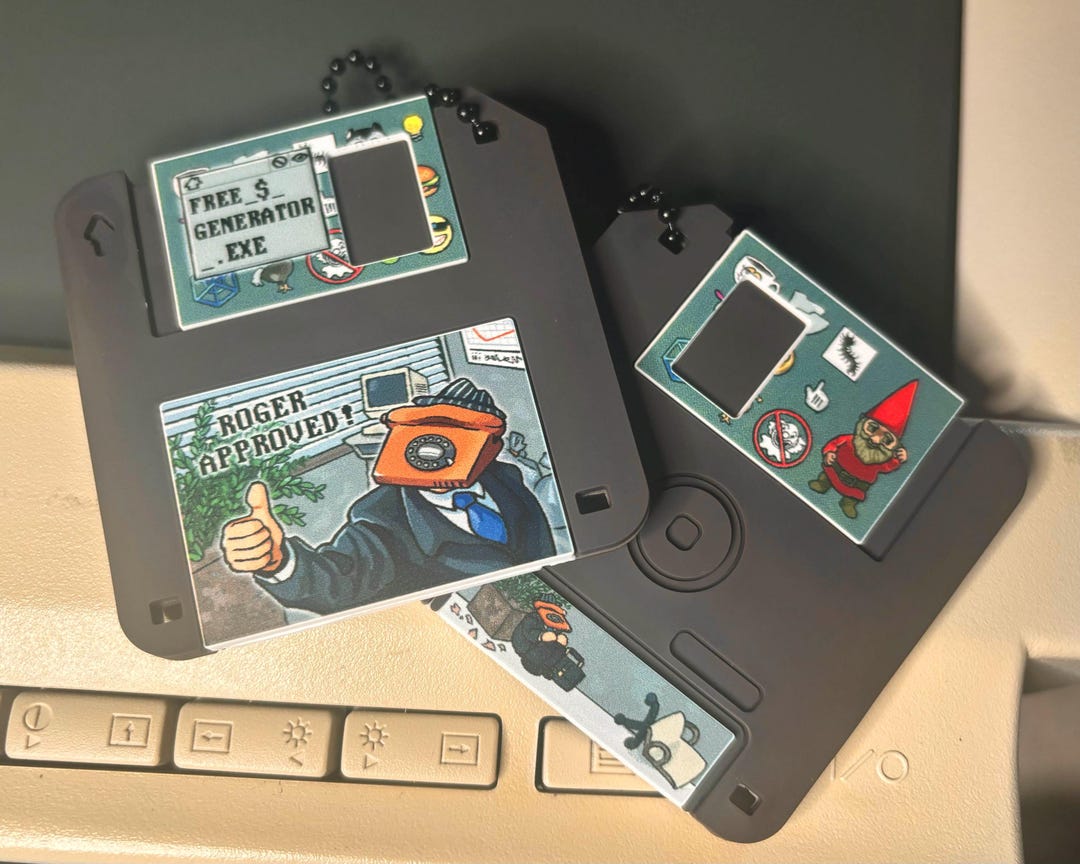 DIALTOWN Roger Floppy Disk Keychain [limited Stock] - Etsy