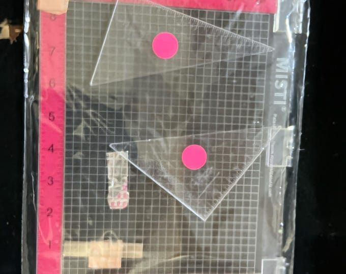 My Sweet Petunia Misti Stamp Positioner. Includes 1 Round Magnet, 1 Bar ...