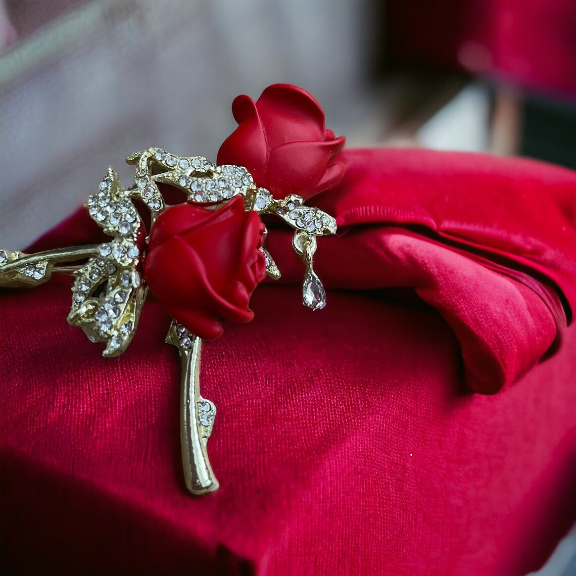 Elegant Red Rose Dress Brooch Pin Suitable for Christmas Parties and ...