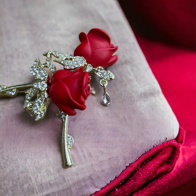 Elegant Red Rose Dress Brooch Pin Suitable for Christmas Parties and ...