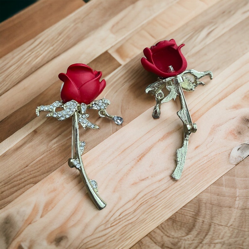 Elegant Red Rose Dress Brooch Pin Suitable for Christmas Parties and ...