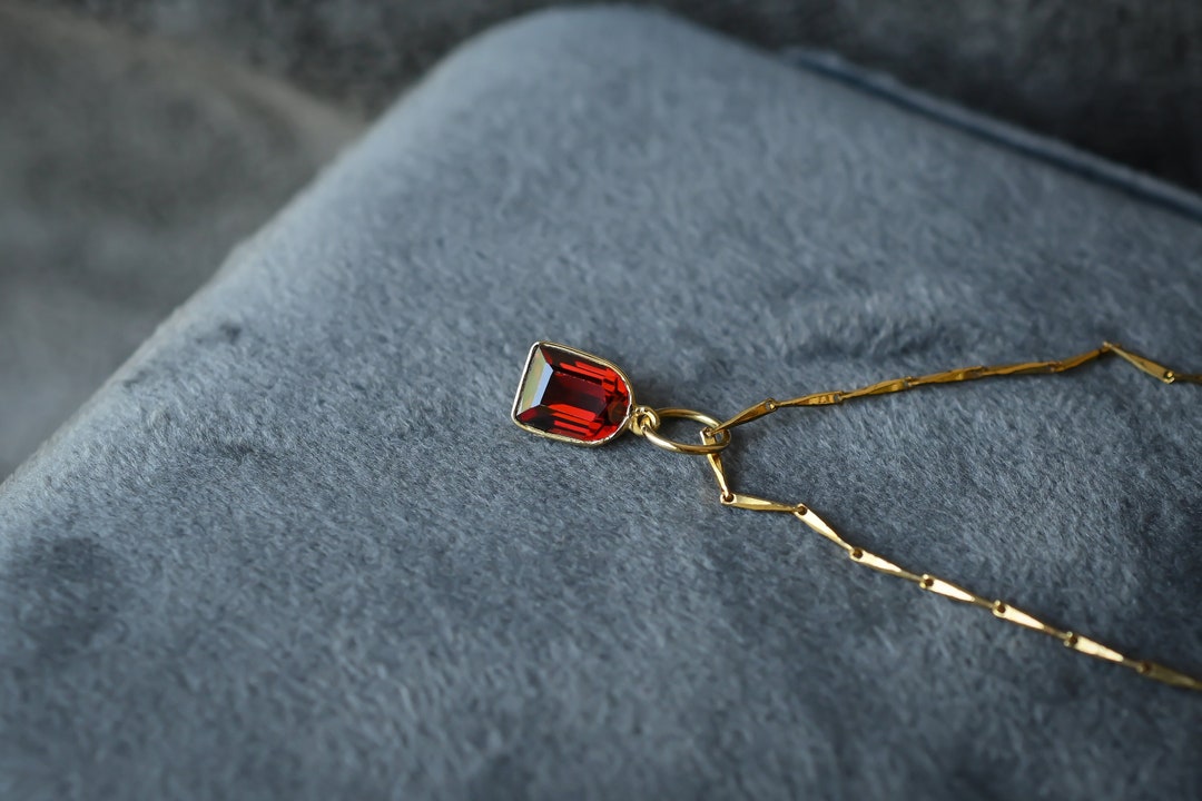 Mozambique Garnet 18k Solid Gold Window Charm Pendant, Natural Red ...