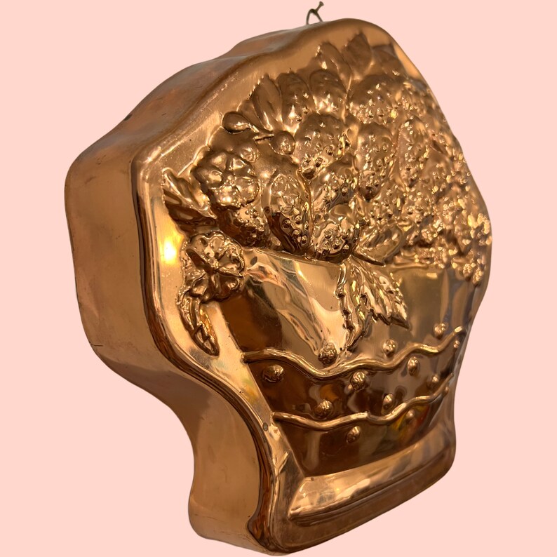 Vintage Copper Cake Pan of a Basket of Strawberries Aluminum - Etsy