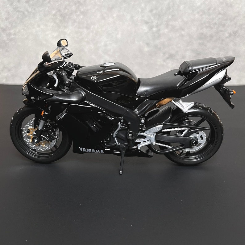 Yamaha YZF-R1 1:12 Diecast Model Bikes Autos Motos Motorcycle ...