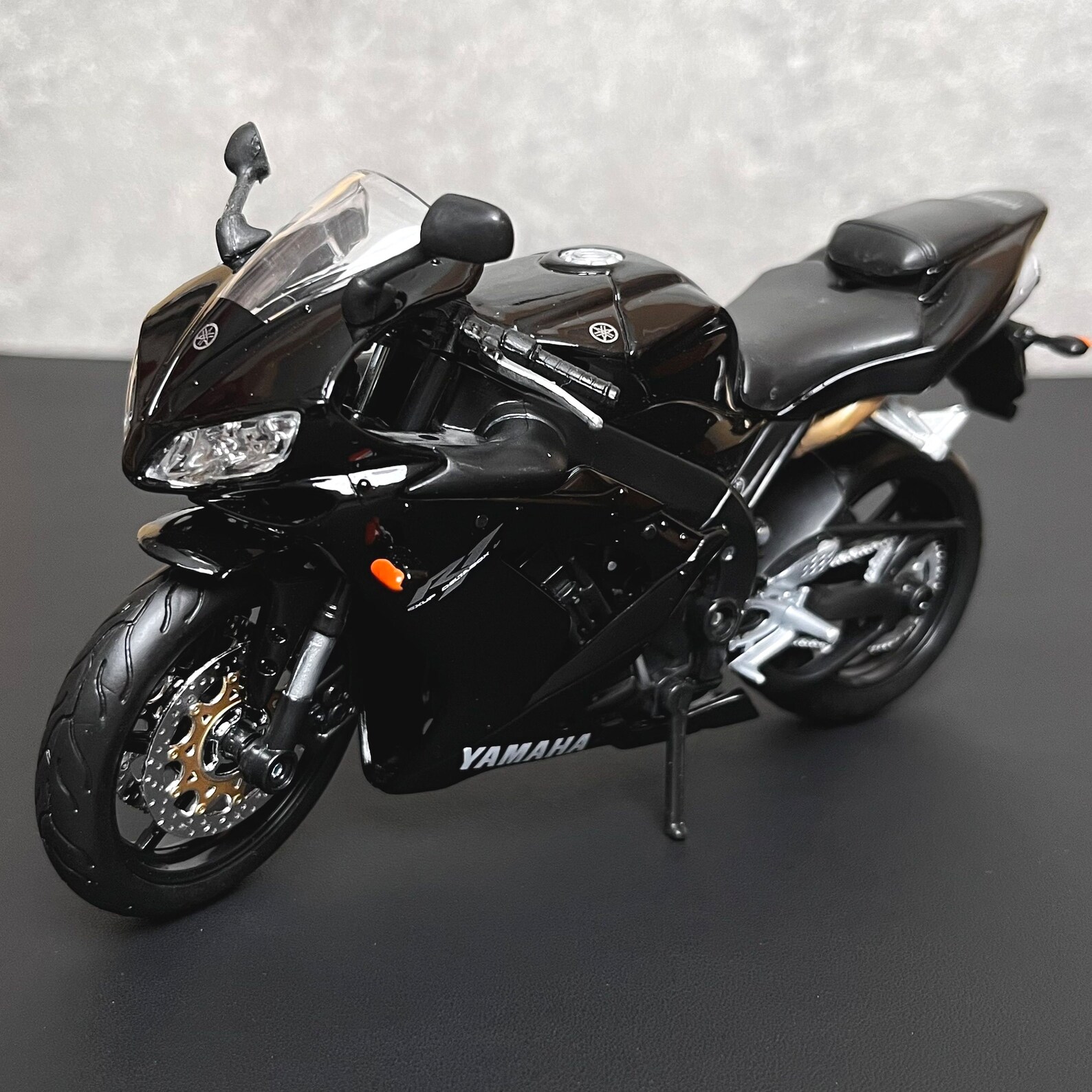 Yamaha YZF-R1 1:12 Diecast Model Bikes Autos Motos Motorcycle ...
