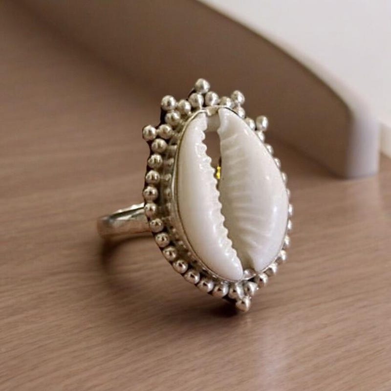 Cowrie Shell Ring - Etsy
