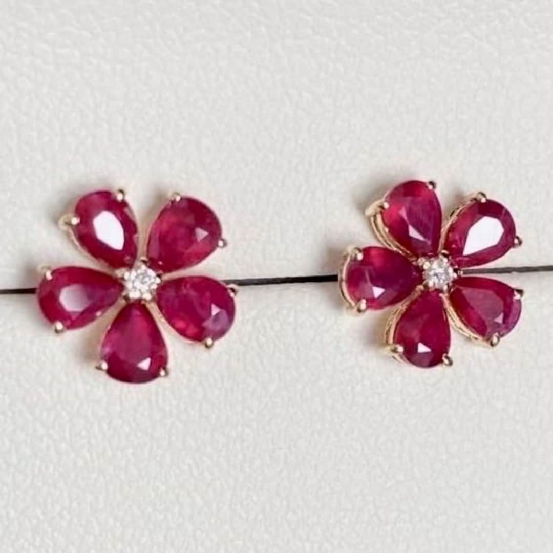 Tiny Petal Genuine Ruby Stud\art Deco Floral Ruby Studs/18k Solid Gold ...
