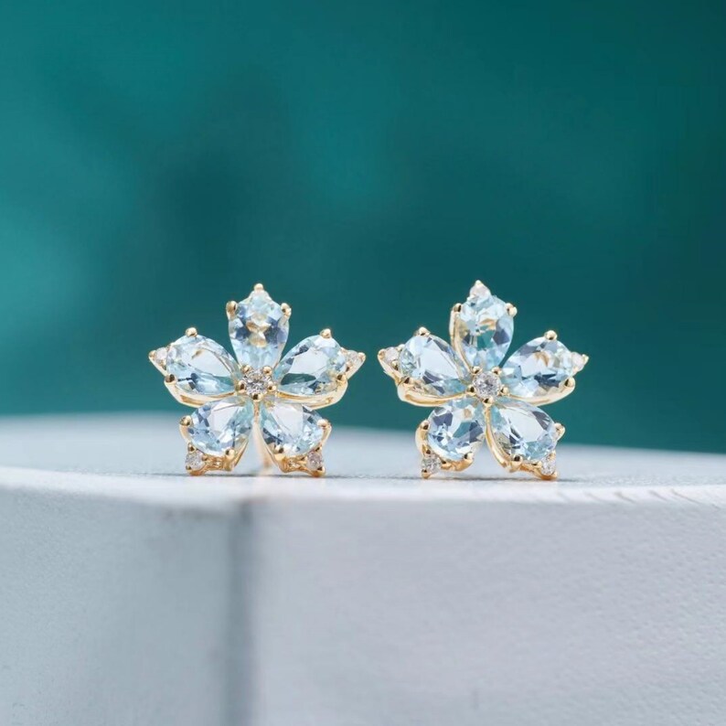 18k Solid Gold Flower Aquamarine Earrings/natural Floral - Etsy
