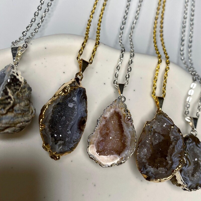 Druzy Geode Necklace - Etsy