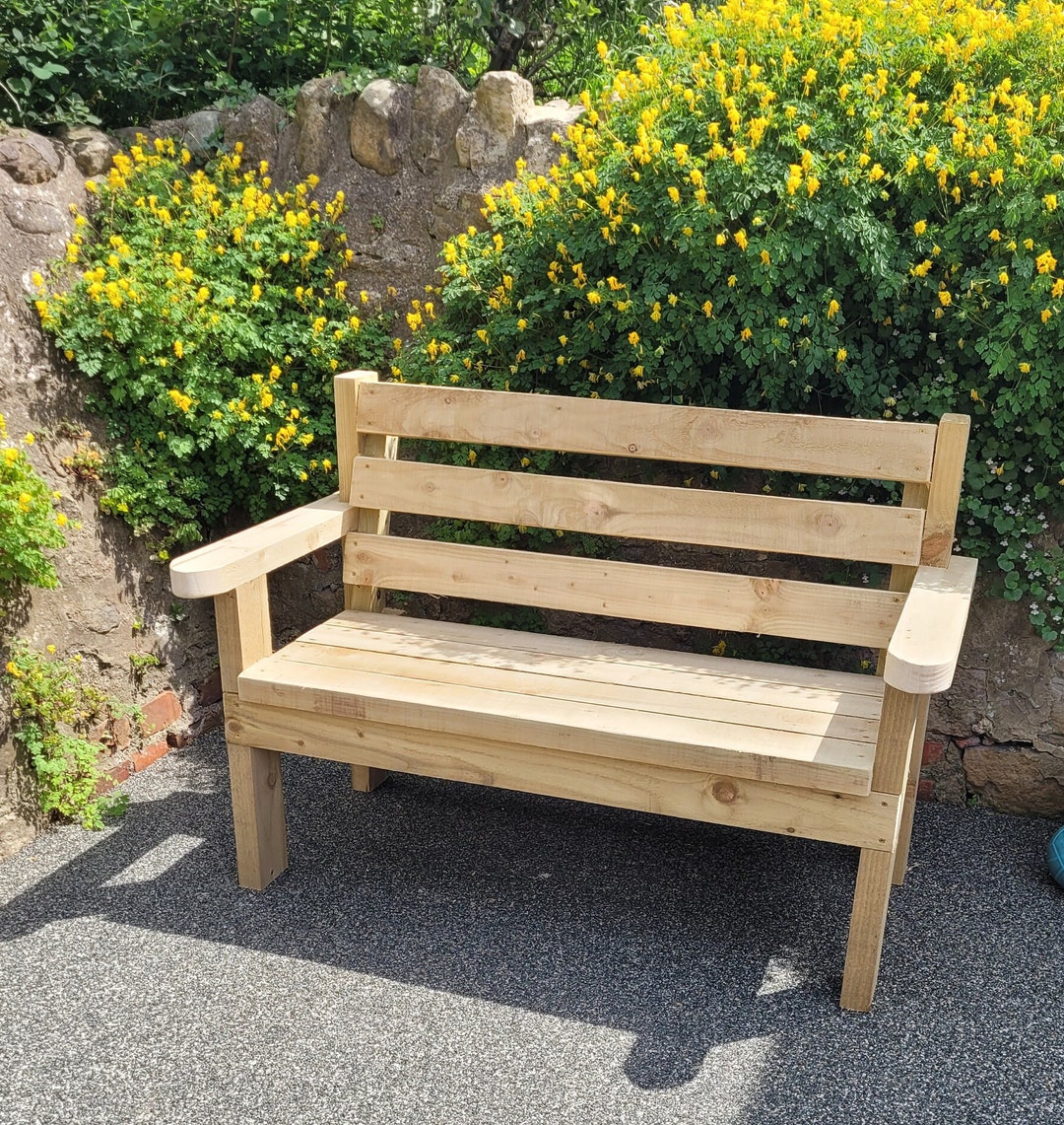 Rustic Wooden Garden Bench 2 -3 Seater Large Rounded Arms Handcrafted ...