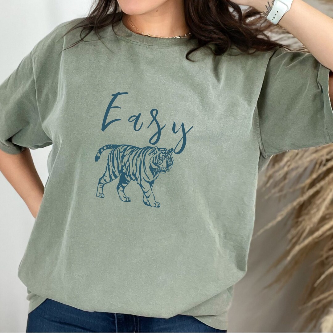Tiger T Shirt Retro Tiger Graphic Tee Eclectic Tshirt Funky Tiger Shirt ...