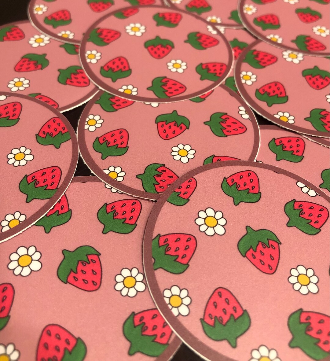 Strawberry Daisy Vinyl Sticker - Etsy