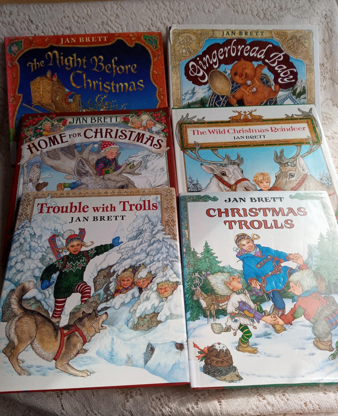 Jan Brett Christmas Extravaganza: Chose Your Favorite - Etsy