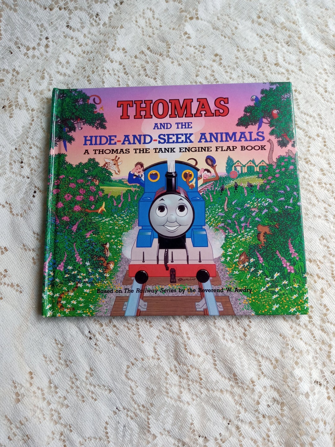 Thomas and the Hide-and-seek Animals: A Thomas the Tank Engine Flap ...
