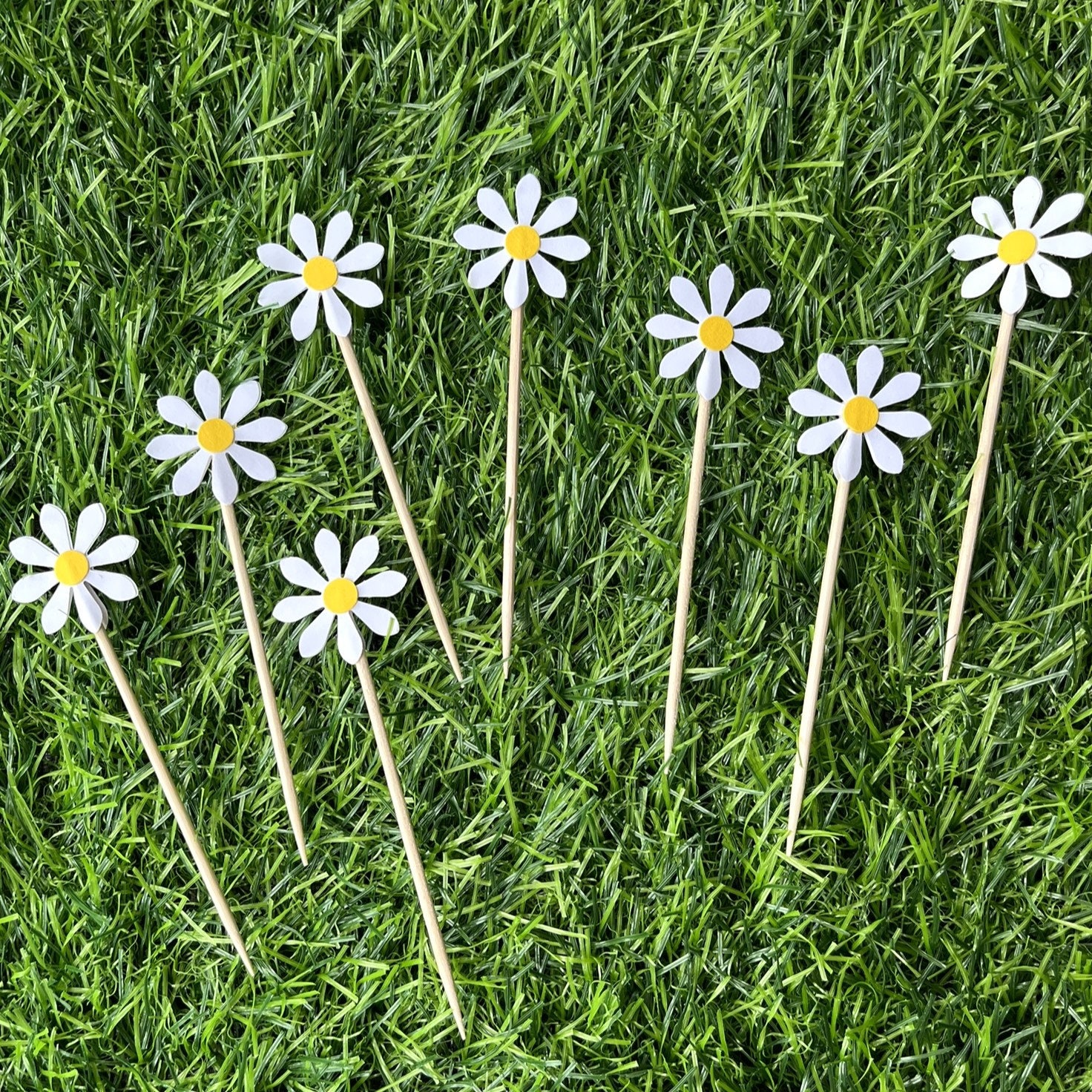 Daisy Cocktail Cupcake Sticks Flower Cake Topper Daisy Decoration ...