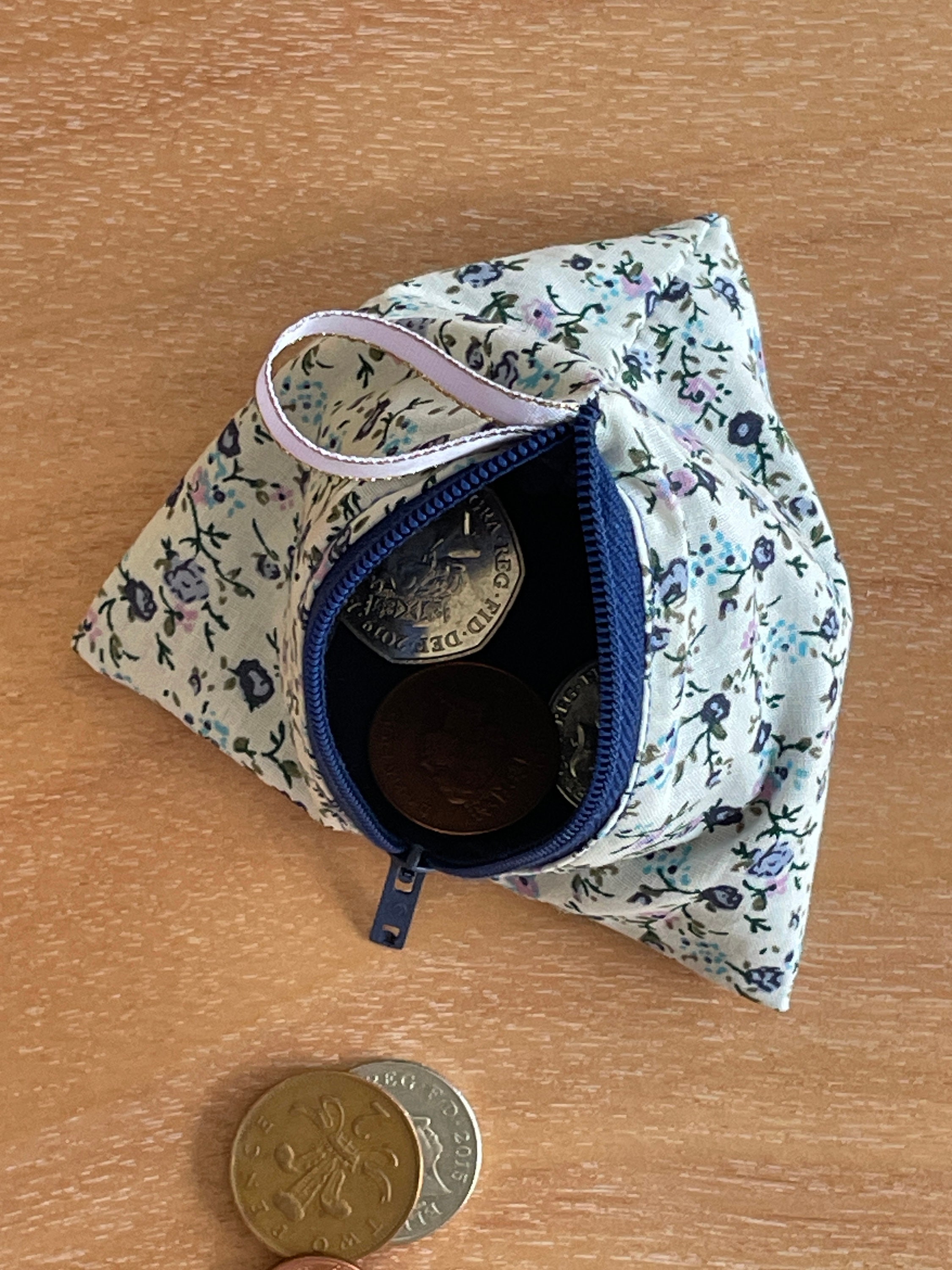 Vintage Inspired/cottage Core Pyramid/triangular Purse Lilac - Etsy