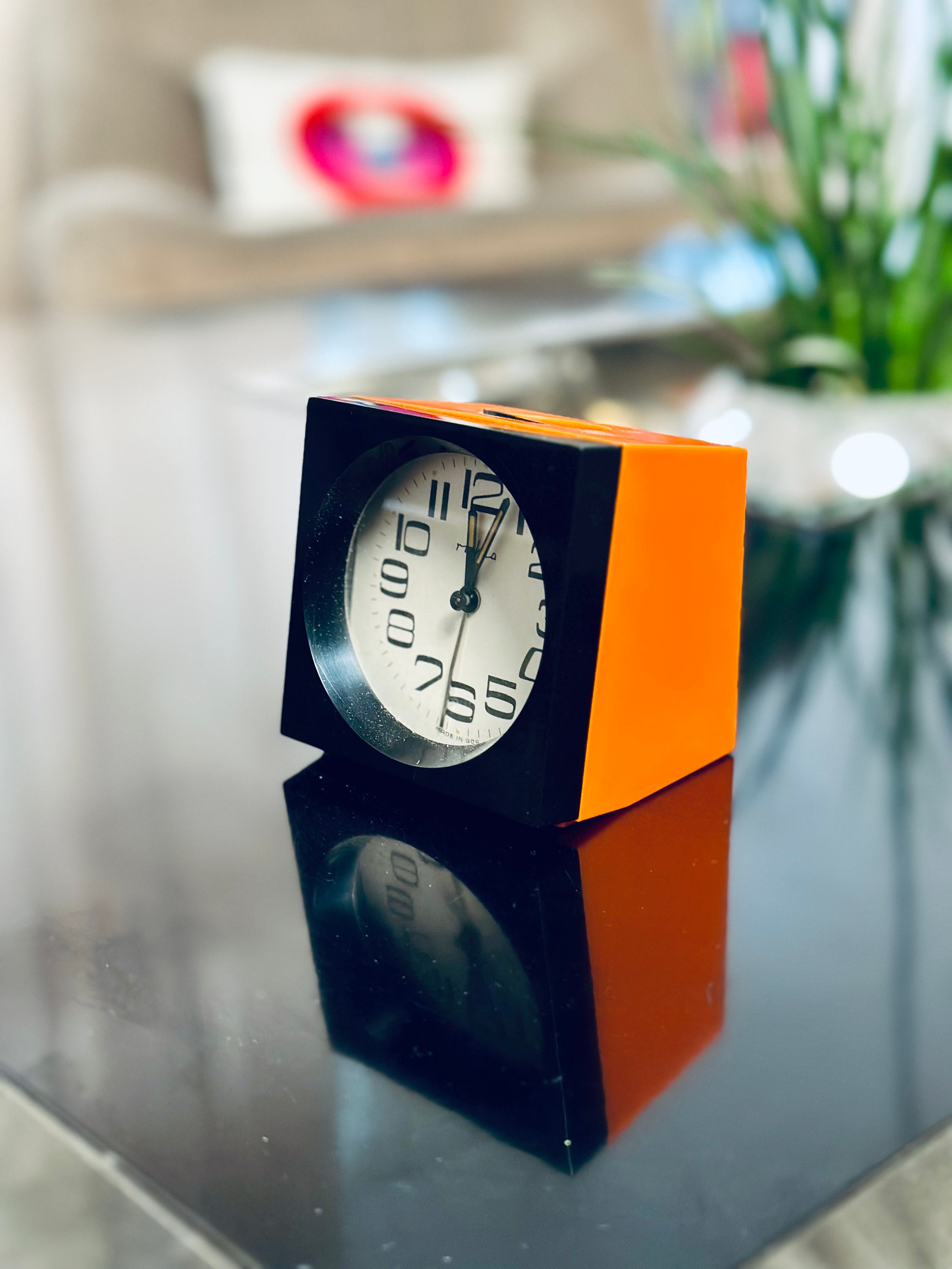 SPACE AGE // 70s Vintage DDR Ruhla Clock // Orange Pop Art - Etsy