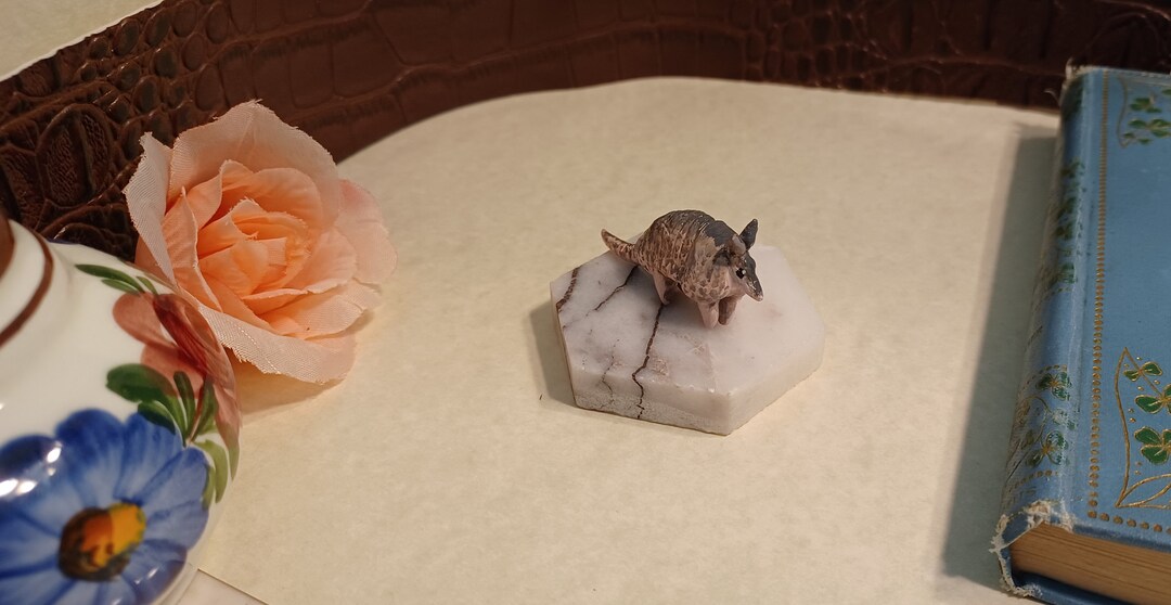 Mini Armadillo - Etsy