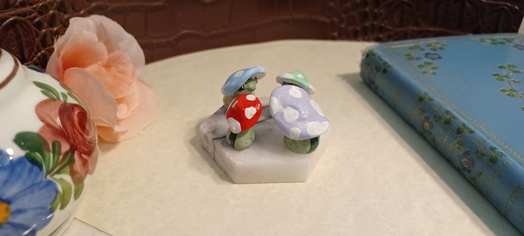 Mini Frog With Mushroom Hat - Etsy